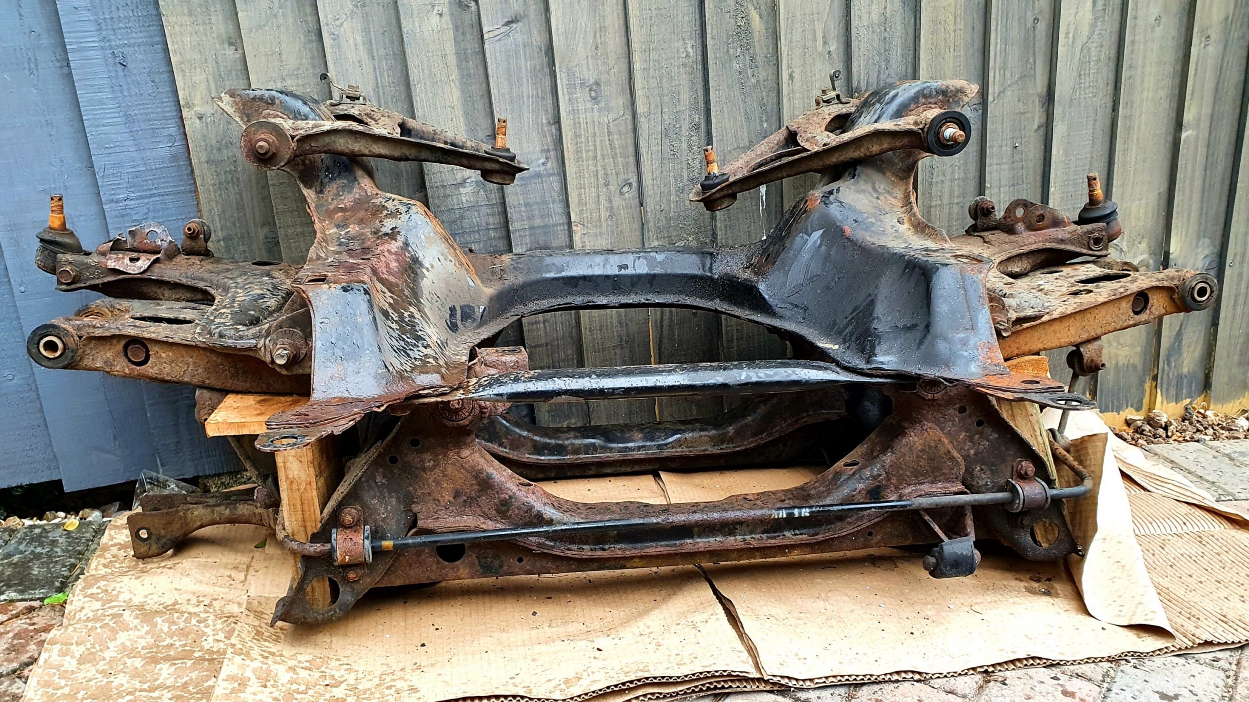 Stripping my Mazda MX-5 Donor: Day 5 - Sub-frame Dismantle - Pilch.uk