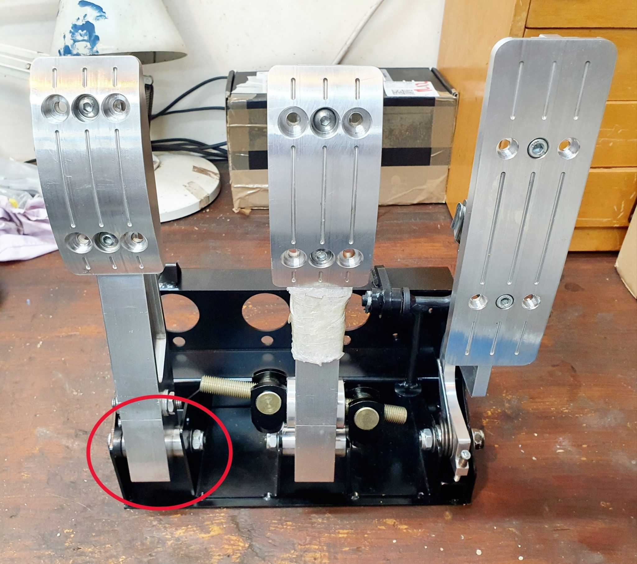 MK Indy Fitting Pedal Box, Brake Lines, Floor and Fuel Lines - Pilch.uk